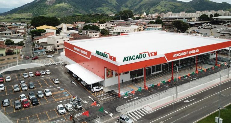 Com investimento de R$ 18 milhões, Atacado Vem é inaugurado na Serra