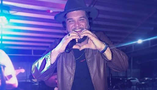 Rodrigo Leal, Laila Orlande, Fino Trato e Viviane Miranda agitam ...